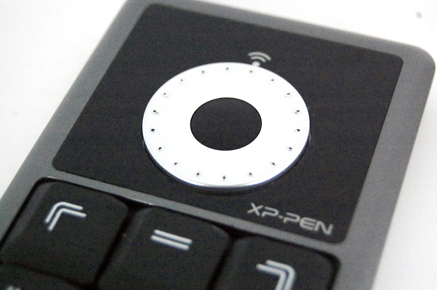 【レビュー】左手デバイス XP-Penの 「AC19 Shortcut Remote」を使ってみた | INGSTE | イングスト